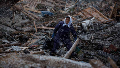 AFP photographersYasuyoshi Chiba and Aris Messinis win the Days Japan ...