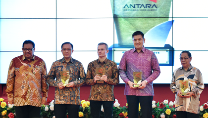 AFP granted with Indonesia’s national news agency ANTARA award for its ...